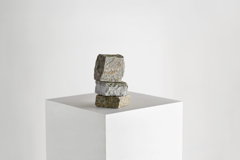 Komo Natural Split Cobblestones
